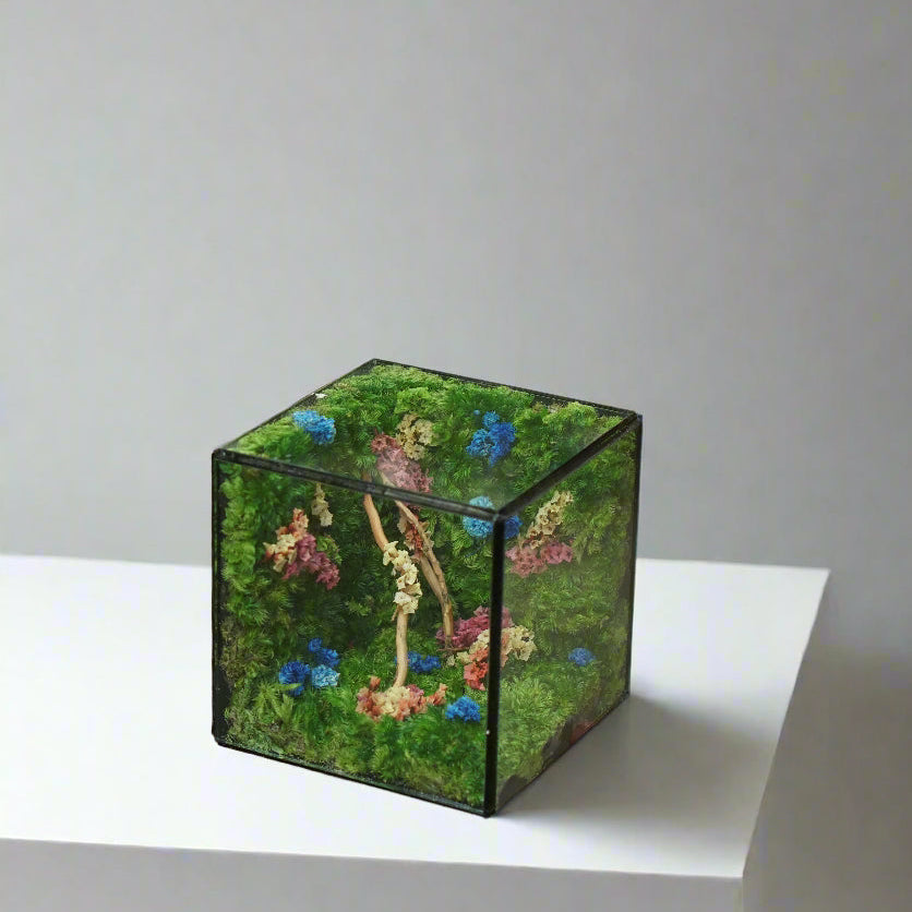Handmade Crystal Floral Arrangement Cube | Mophonic